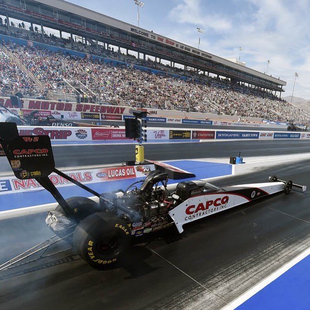 Red Line Synthetic Oil. Red Line-equipped Drivers Dominate at 4-Wide in ...